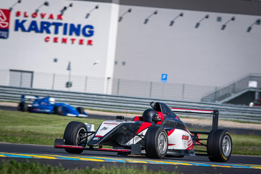 Support Theo Wieder on Openfender: Road to F1